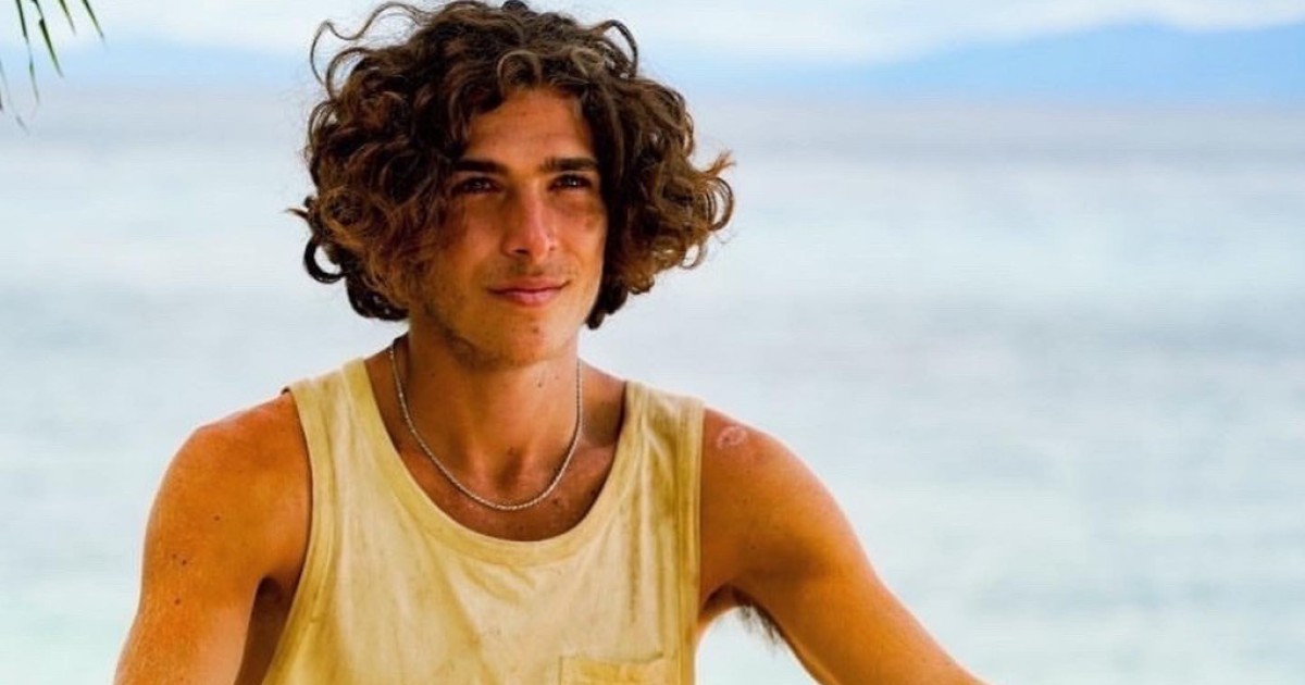 UChicago College student and Survivor superfan becomes third-place ...